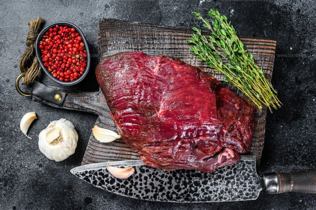 What Does Venison Taste Like? Discover the Rich Flavor Profile - Dave's ...