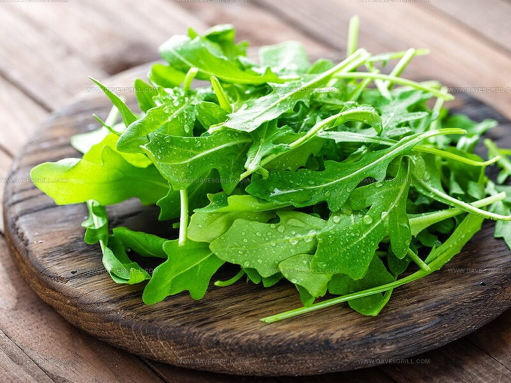 What Does Arugula Taste Like? Discover This Leafy Green's Flavor - Dave ...